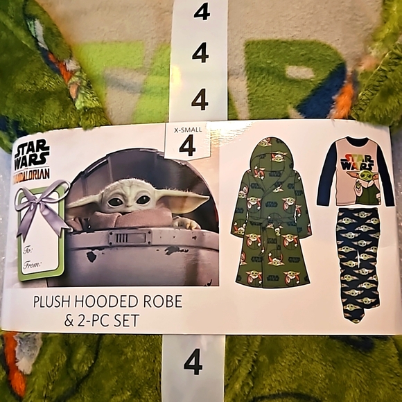 Disney | Matching Sets | Star Wars Mandalorian Baby Yoda Plush Hooded ...